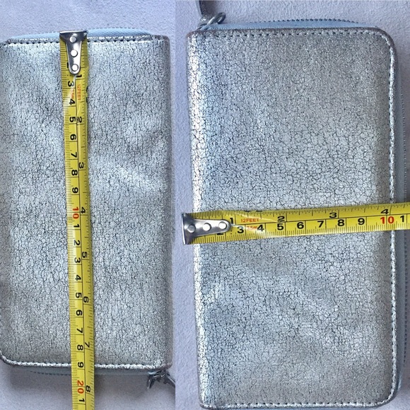 Old Navy | Bags | Old Navy Metallic Multi Slot Wallet | Poshmark